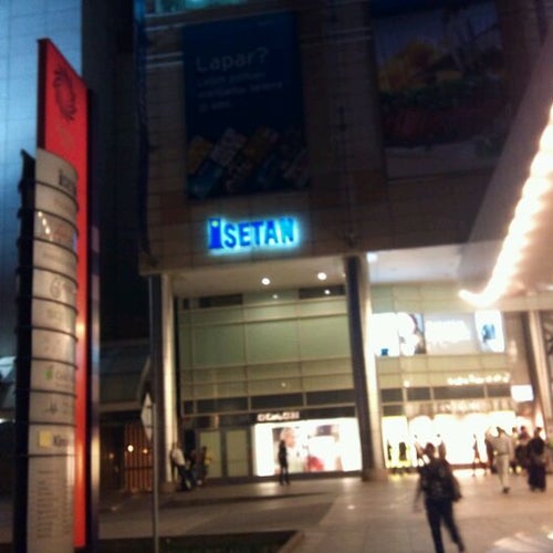 Kiehl's Isetan KLCC - Ground Floor, Isetan Suria KLCC, - Kuala Lumpur