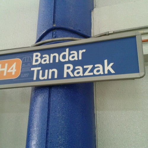 RapidKL Bandar Tun Razak (PH4) LRT Station - Persiaran Ikhlas - Kuala ...