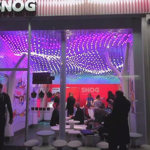 Snog Pure Frozen Yogurt - 5 Garrick St - London
