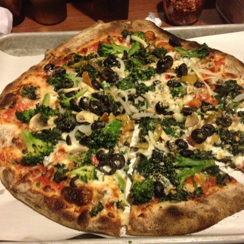 Modern Apizza - 874 State St - New Haven