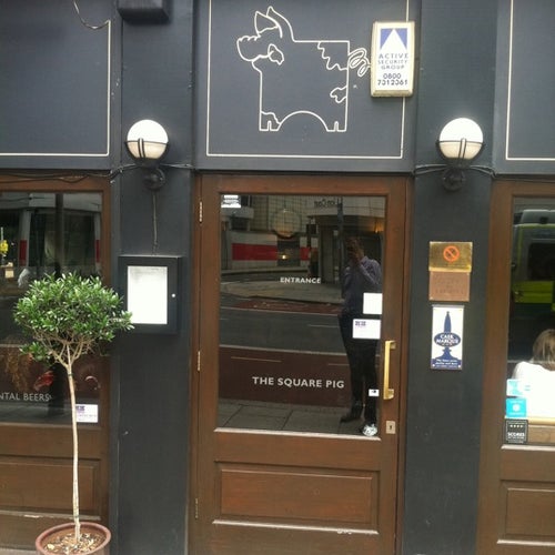 The Square Pig - 30-32 Proctor St - London