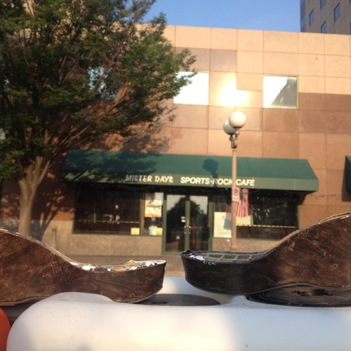 Mister Days - 3100 Clarendon Blvd - Arlington