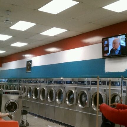 Norge Laundry Dry Cleaning Village - 1509 Mount Vernon Ave - Alexandria