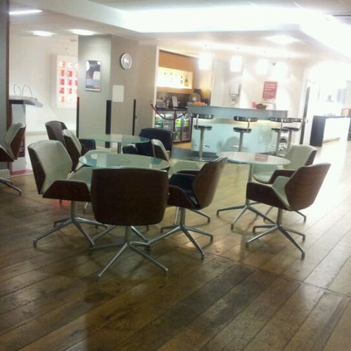 Avanti First Class Lounge - Euston Railway Station - London