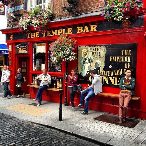 The Temple Bar - 47-48 Temple Bar - Dublin