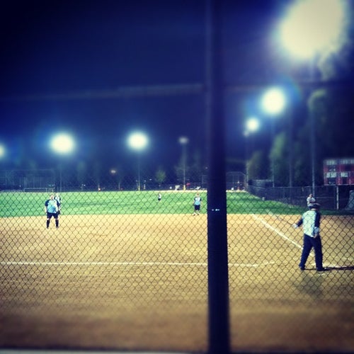 Mark Daily Athletic Field - 308 W Yale Loop - Irvine