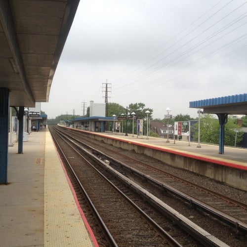 LIRR - Lynbrook Station - Sunrise Highway - Lynbrook