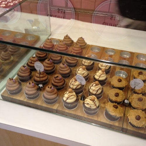 CamiCakes - 2221 Peachtree Rd NE - Atlanta