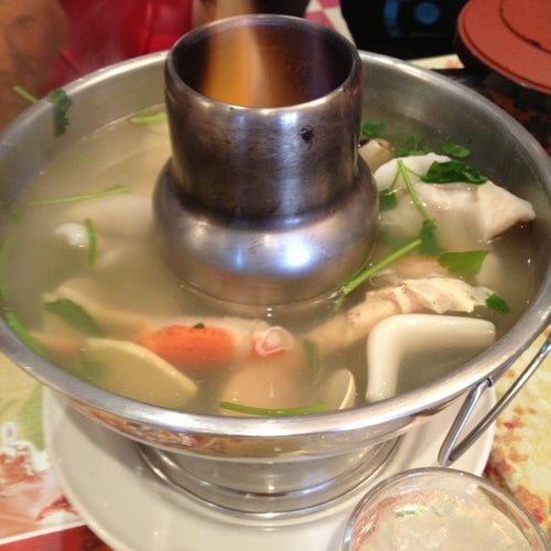 OCHA Classic Thai Food - 837 S Vermont Ave - Los Angeles