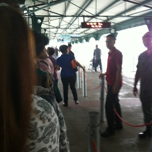 SAF Ferry Terminal - Telok Paku Rd. - Singapore