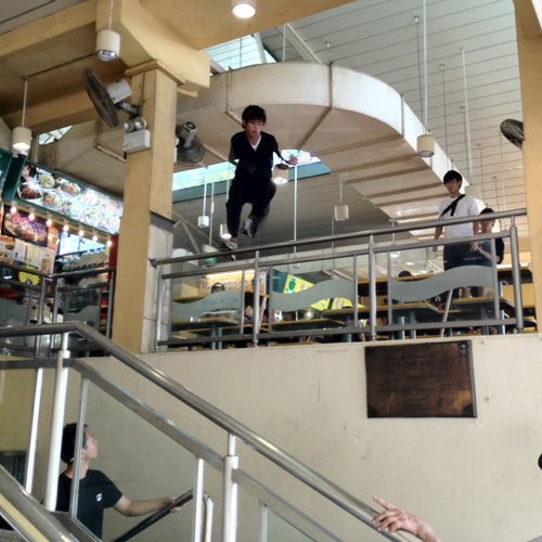 Dunman Road Food Centre - 271 Onan Rd. - Singapore