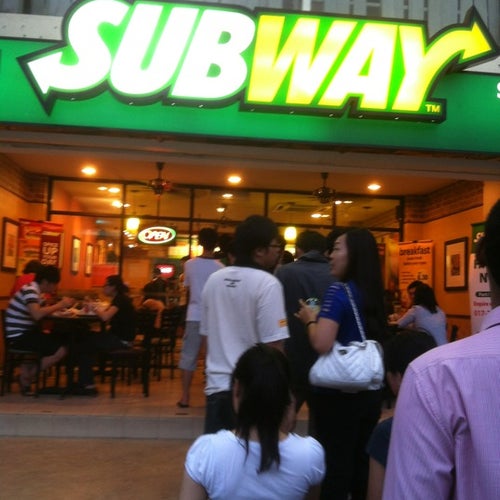 SUBWAY - 10, Jalan SS2/67 - Petaling Jaya