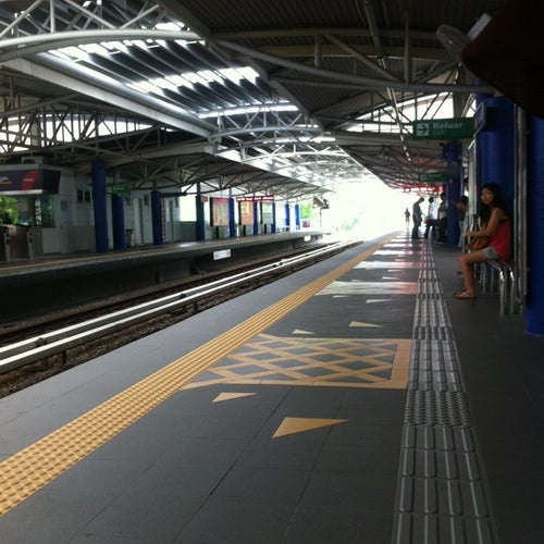 RapidKL Cempaka (AG6) LRT Station - Taman Cempaka - Kuala Lumpur