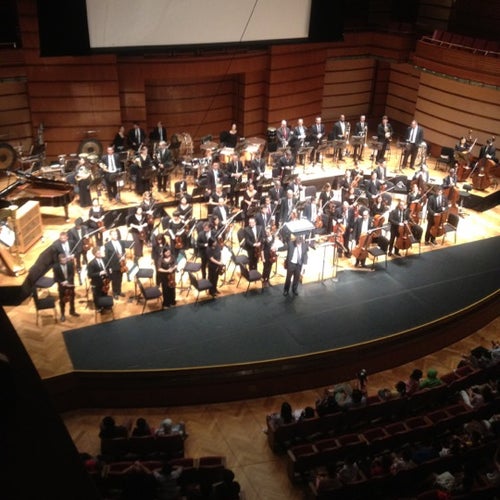 Dewan Filharmonik Petronas - PETRONAS Twin Towers - Kuala Lumpur