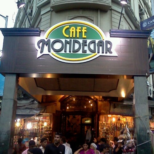 Café Mondegar - Metro House, 5-A Shahid Bhagat Singh Road - Mumbai