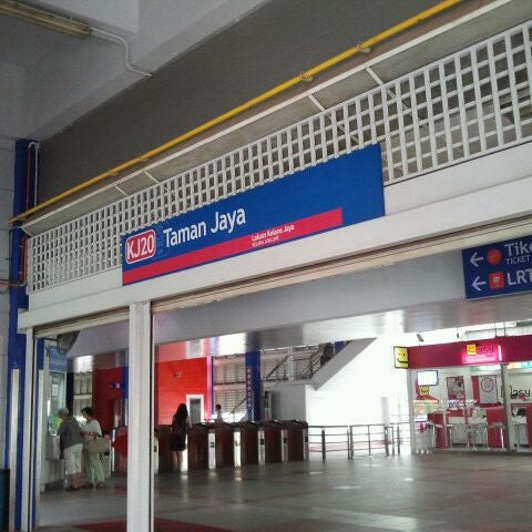 RapidKL Taman Jaya (KJ20) LRT Station - Seksyen 52, Persiaran Barat - Petaling Jaya