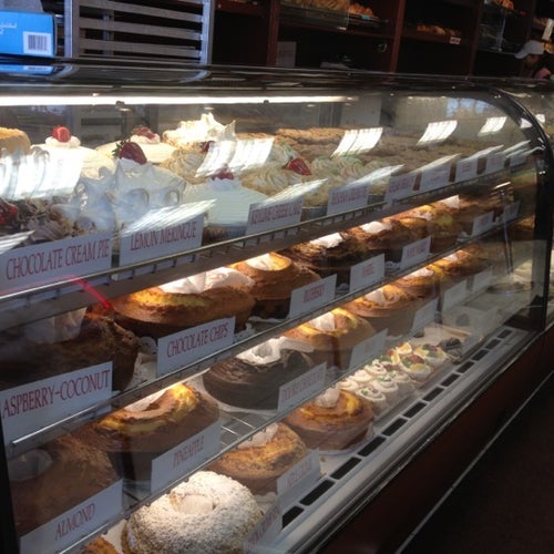 Neri's Bakery - 31-37 Pearl St - Port Chester