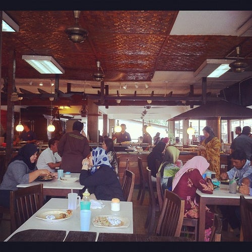 Restoran Anis Puteri Gulai Kawah - Kampung Pantai - Kuala Lumpur