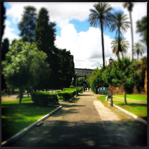 Parco del Colle Oppio - Viale del Monte Oppio - Roma