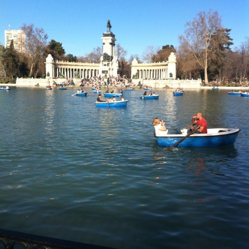 Estanque del Retiro - Parque del Retiro - Madrid