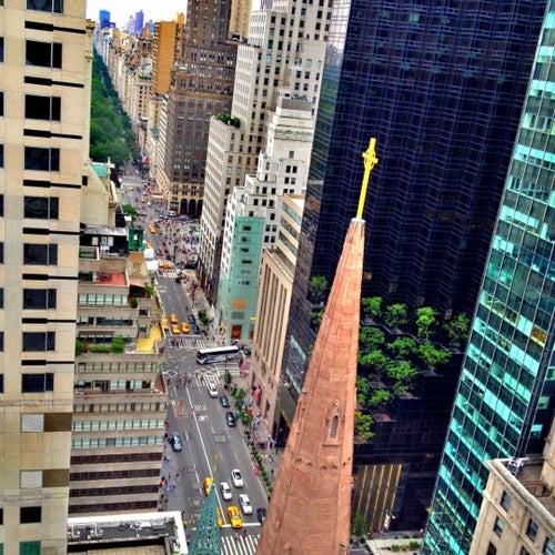 Salon de Ning - The Peninsula New York, 700 5th Ave, New York - New York