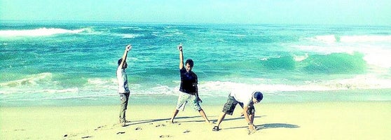 Pantai Anyer (Anyer Beach) - Jalan Raya Anyer