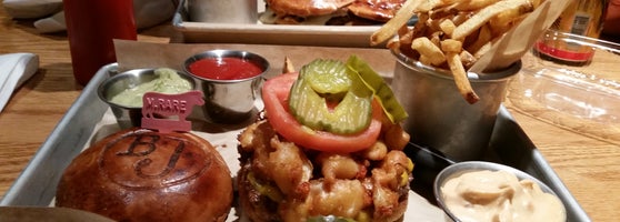 Burger Jones (Now Closed) - Cedar Isles - Dean - 124 tips from 5242 ...
