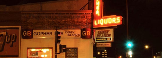 Gopher Bar - Hot Dog Joint in Saint Paul