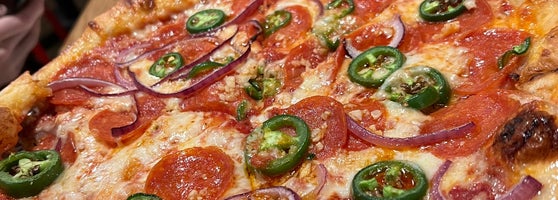 Sizzle Pie - Pizzeria