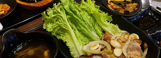 Red Table - Korean Restaurant in Santa Cruz