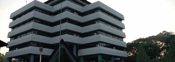 Gedung Rektorat Unhas - 12 tips from 574 visitors