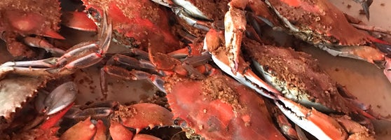 L.P. Steamers - Seafood Restaurant in Locust Point