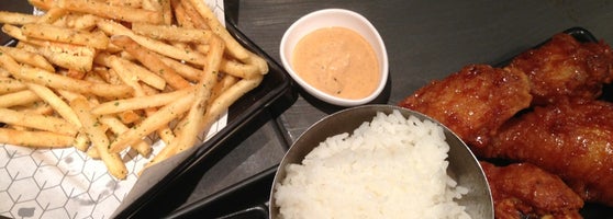 BonChon Chicken (บอนชอน ชิคเก้น) 본촌치킨 - Fried Chicken Joint in Pathum Wan