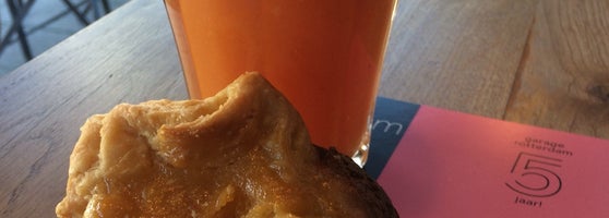 Hopper Coffee & Bakery - Stadsdriehoek - 138 tips from 2092 visitors