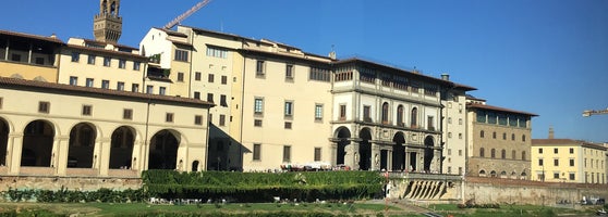 Golden View Open Bar - Michelangelo - 134 tips