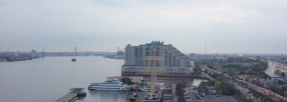 Hyatt Regency Philadelphia at Penn's Landing (Now Closed) - Hotel in ...