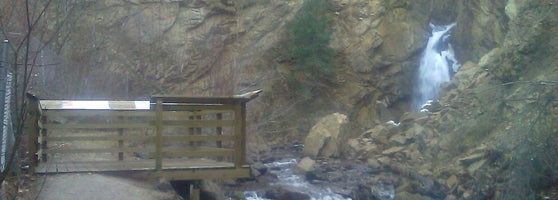 Hardy Falls Regional Park - Scenic Lookout in Peachland