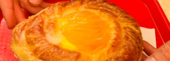 Cafe Riviera - Café in Greenpoint