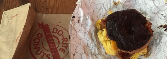 Do-Rite Donuts & Chicken - Streeterville - 76 tips from 2349 visitors