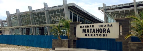 Bandar Udara Matahora (WKB) - Airport in Wakatobi