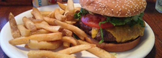 Fogarty's and Flying Monkey's - 227 Duval St