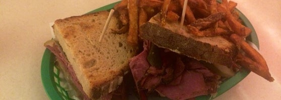 Dinermite (Now Closed) - Universität - Amalienstr. 23