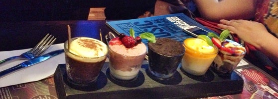 Johnny B. Good - Cocktail Bar in Buenos Aires