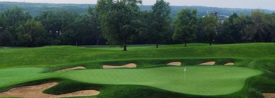 Cog Hill Golf And Country Club - 12 tips from 2097 visitors