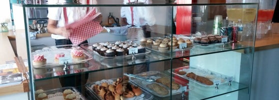 Double Cake Baking Studio