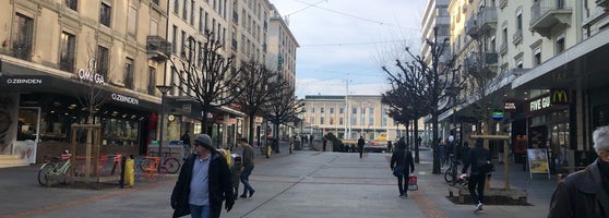 Gare de Genève Cornavin - Cornavin - Place de Cornavin 7