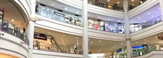 Robinsons Place Manila - Shopping Mall in Ermita