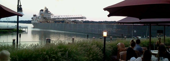 Boatwerks Waterfront Restaurant - American Restaurant in Holland