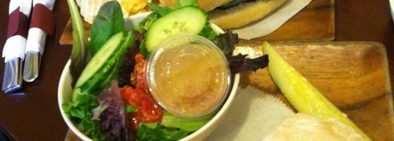 Café Raymond - Breakfast Spot in Strip District