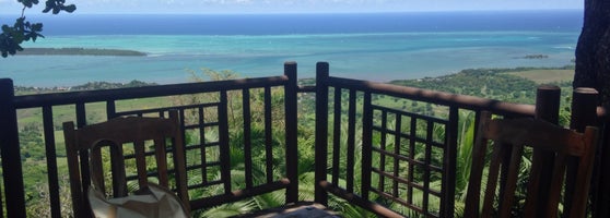 Le Chamarel Restaurant - Cajun and Creole Restaurant